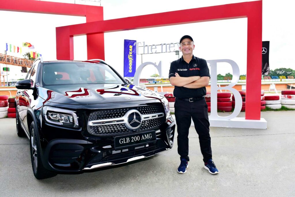 Học viện lái xe an toàn MBDE 2020 kỷ niệm 25 năm Mercedes-Benz có mặt ...
