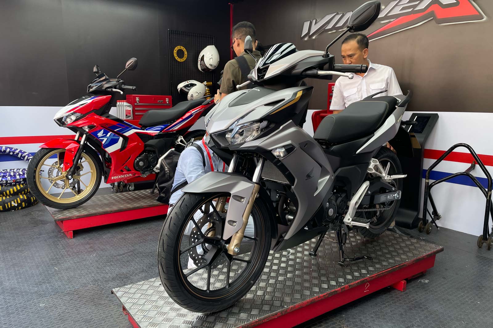 Honda trình làng Winner X 2024 - Thêm Slipper Clutch, giá không đổi ...